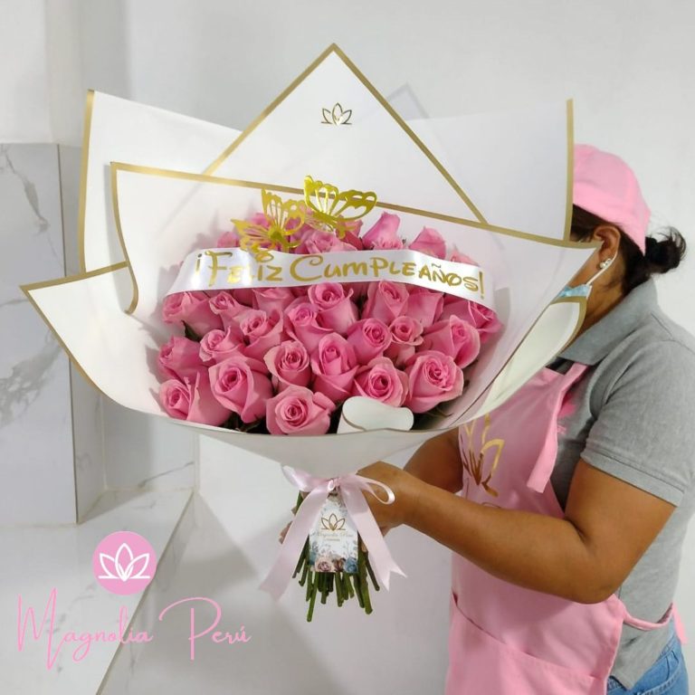 Ramo Buchon 36 Rosas – Magnolia Perú Florería